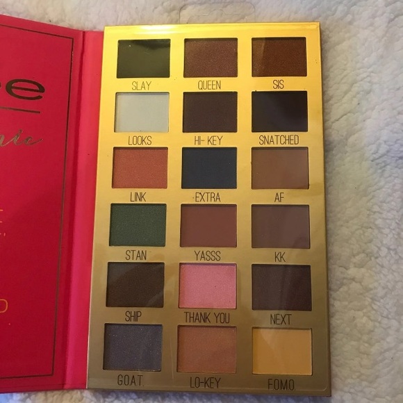 bebe | Makeup | Bebe Makeup Set | Poshmark